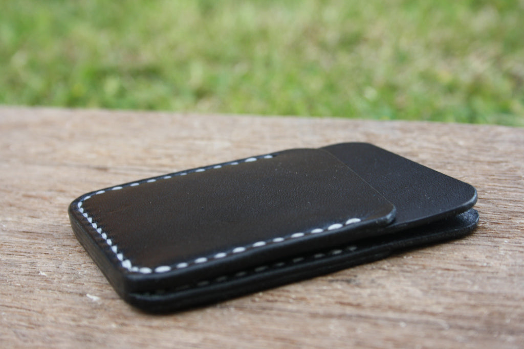 The Southpaw Wallet – Reece's Handmade Leather Goods